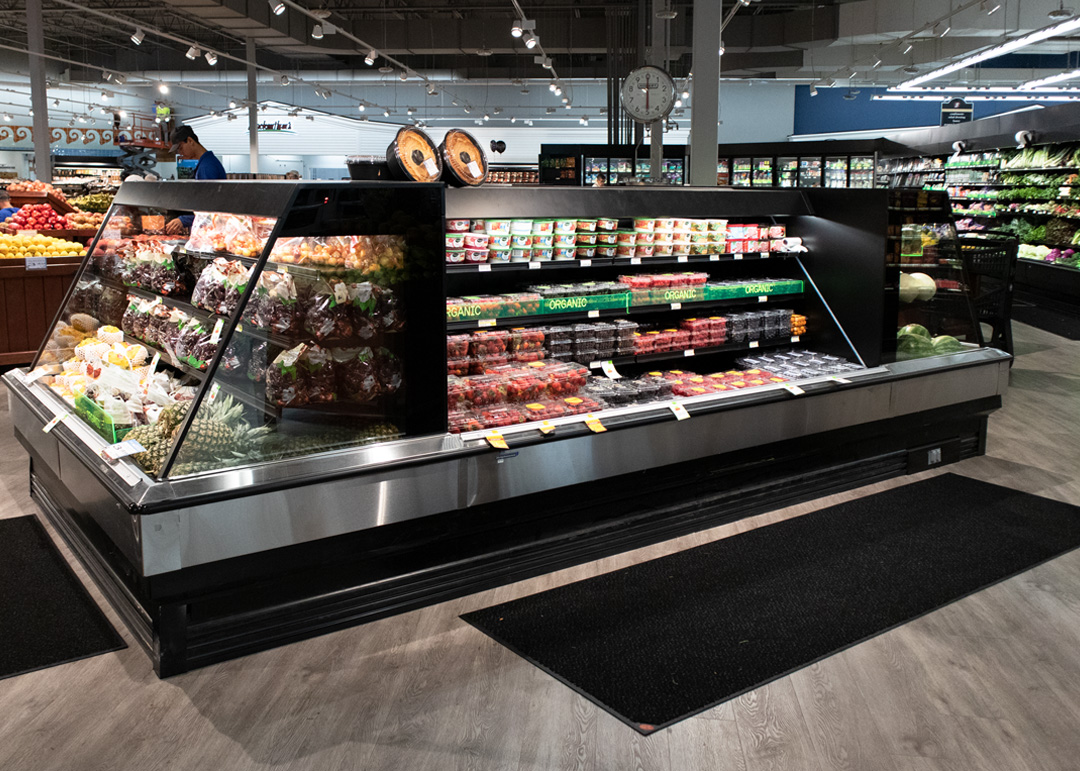 O3.5EM-NRG Three-Deck Display Cases – Hillphoenix